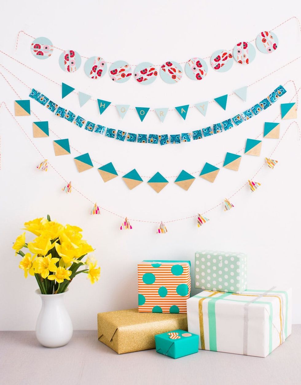 5 Garlands You Can Make in Under 15 Minutes - Brit + Co