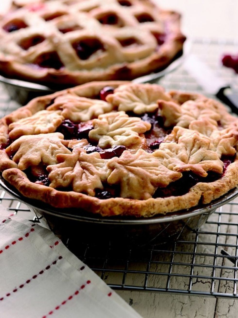 15 Easy Friendsgiving Recipes You Can TOTALLY Pull Off - Brit + Co