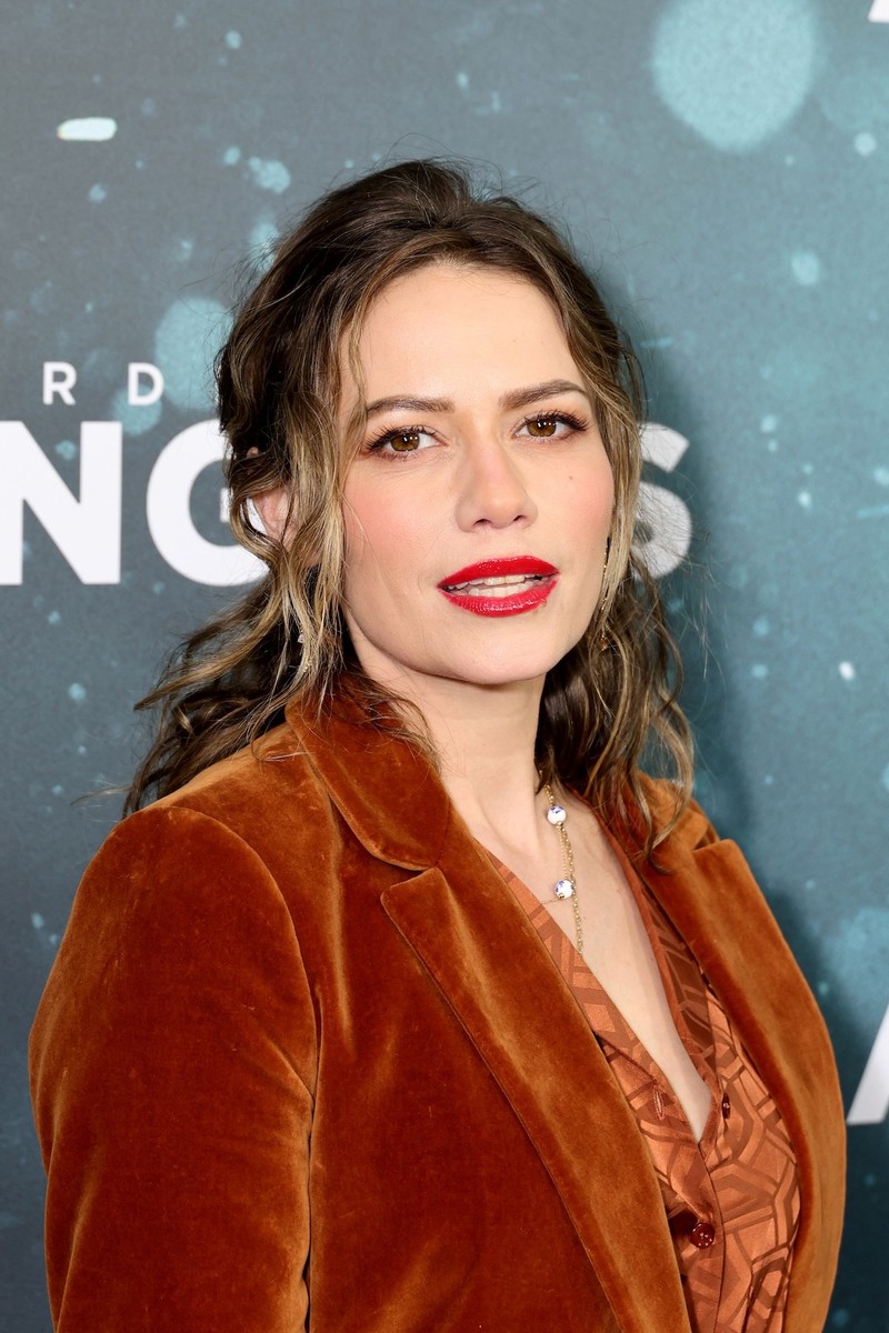 Actress Bethany Joy Lenz 60 Photos - Moonagedaydream.film