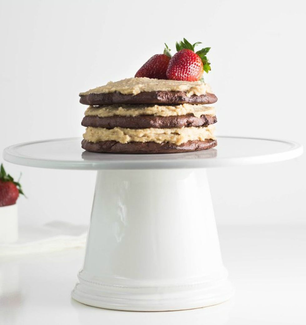 19 Grain-Free *Date* Cakes to Crush Your Clean-Eating Cravings - Brit + Co