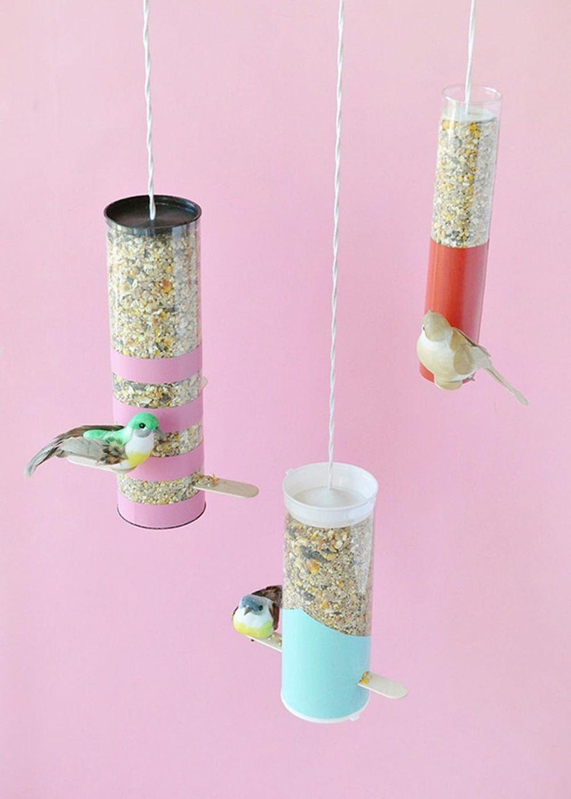 Make A Simple Bird Feeder