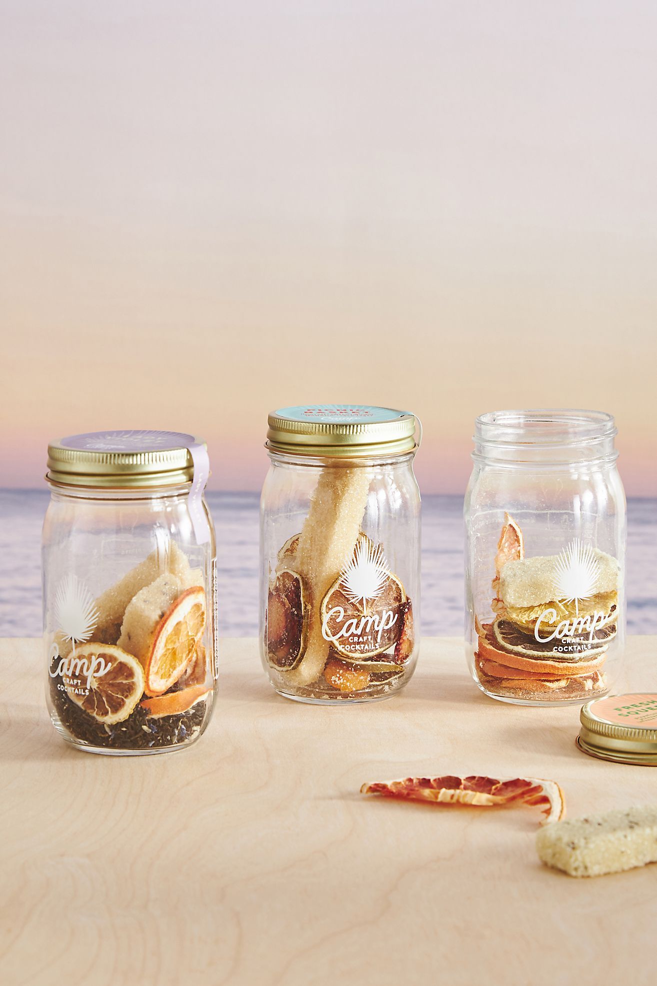 How To Make The Perfect Cocktail - Brit + Co