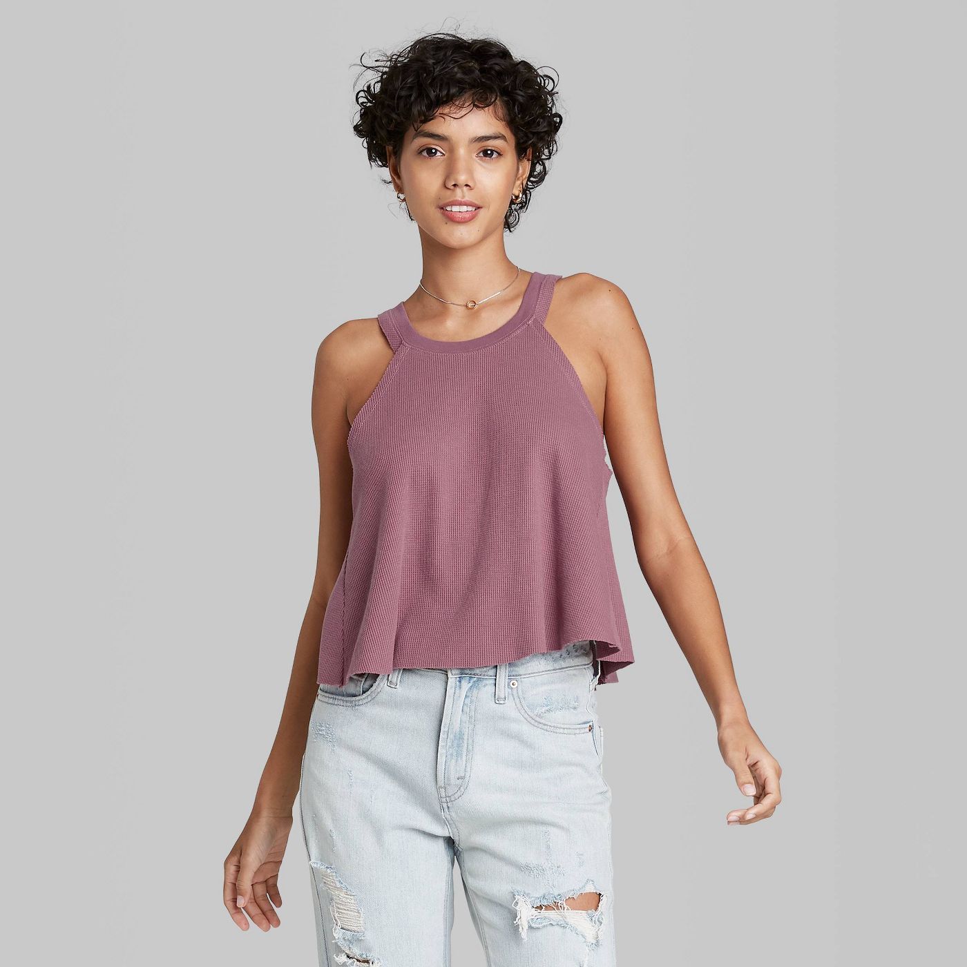 6 Iconic "Friends" Outfits That Still Slay Today - Brit + Co