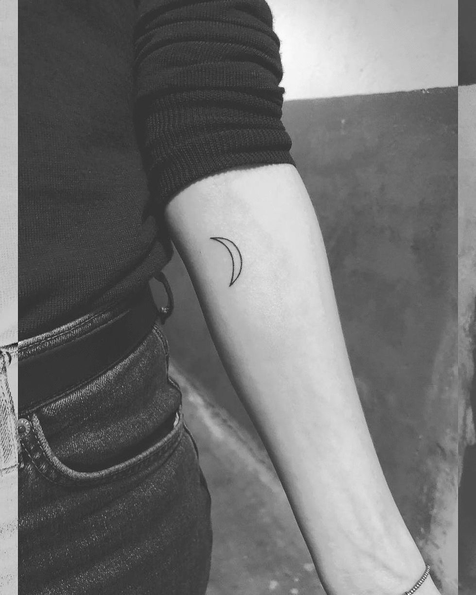 12 of the Cutest Tiny Tattoos Perfect for First-Timers in 2018 - Brit + Co