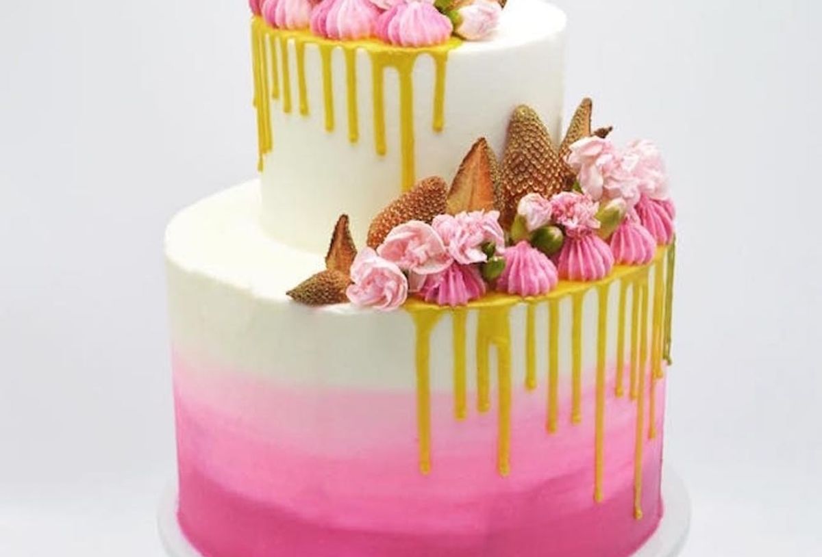 15 Drip Cakes You’ll Want — No, NEED — at Your Wedding - Brit + Co