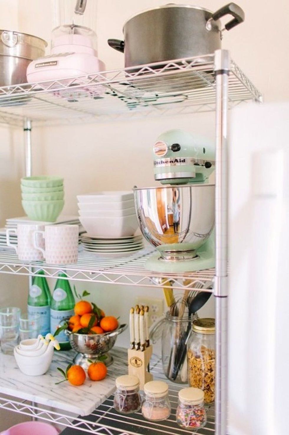 13 DIY Wire Storage Options That Actually Look Pretty - Brit + Co