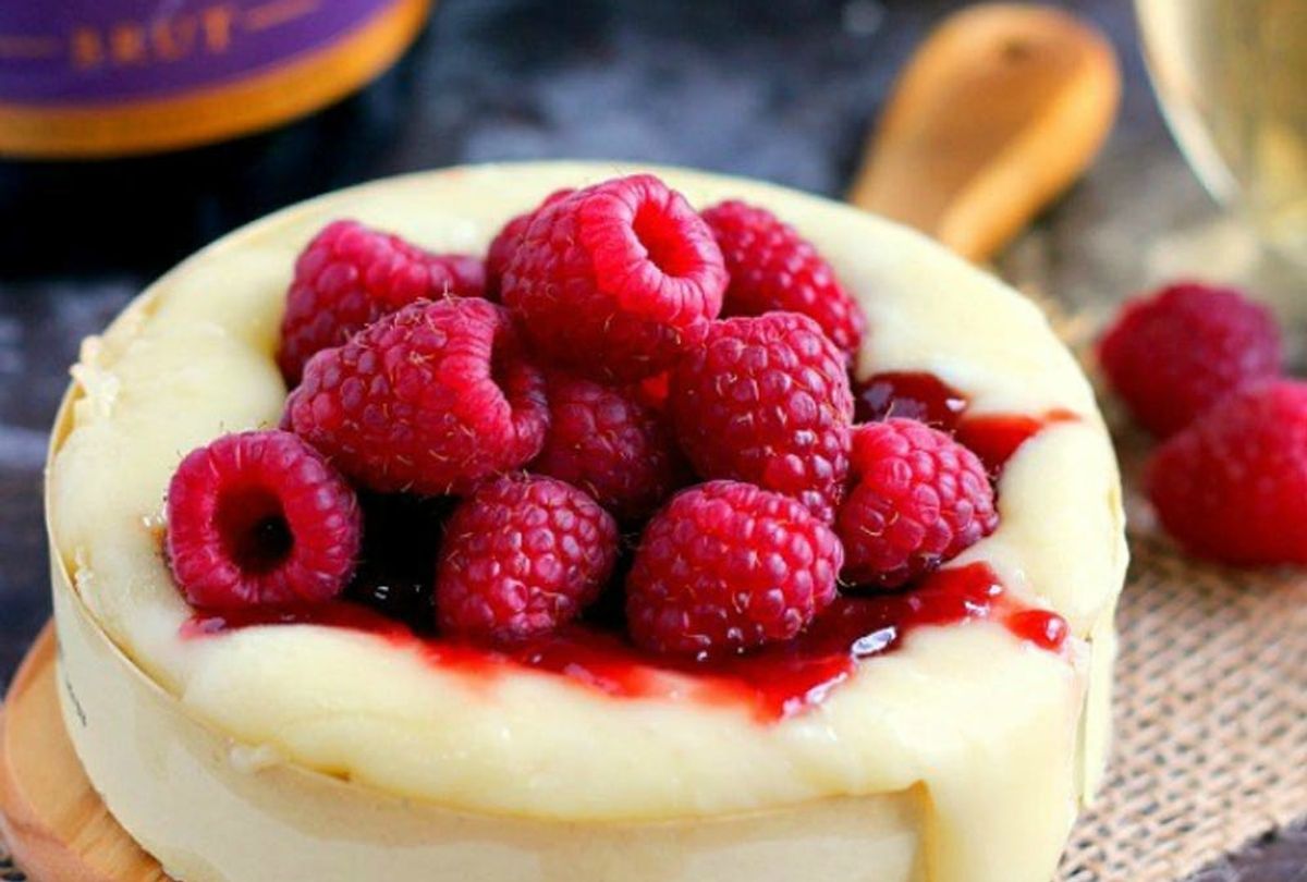 16 Foods That Pair Perfectly With Champagne - Brit + Co