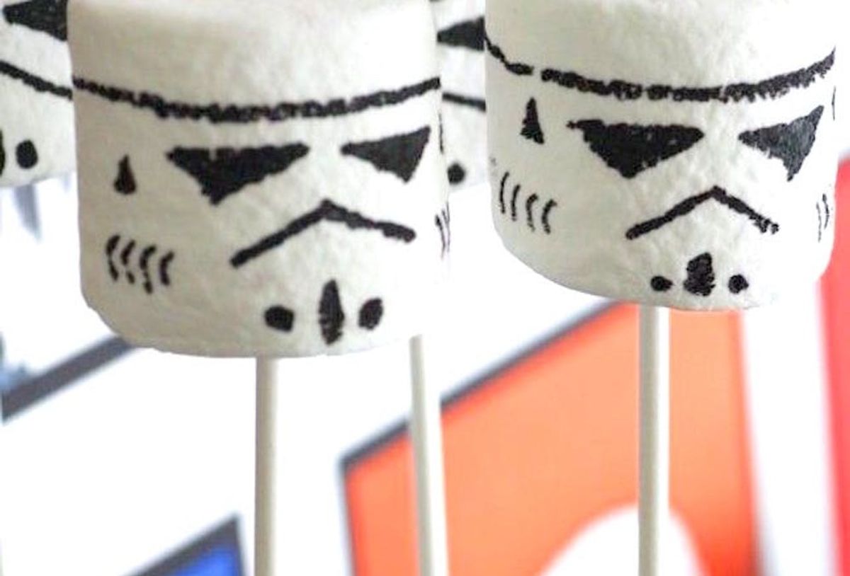 10 Super Cool Star Wars Desserts for the Geek in All of Us - Brit + Co