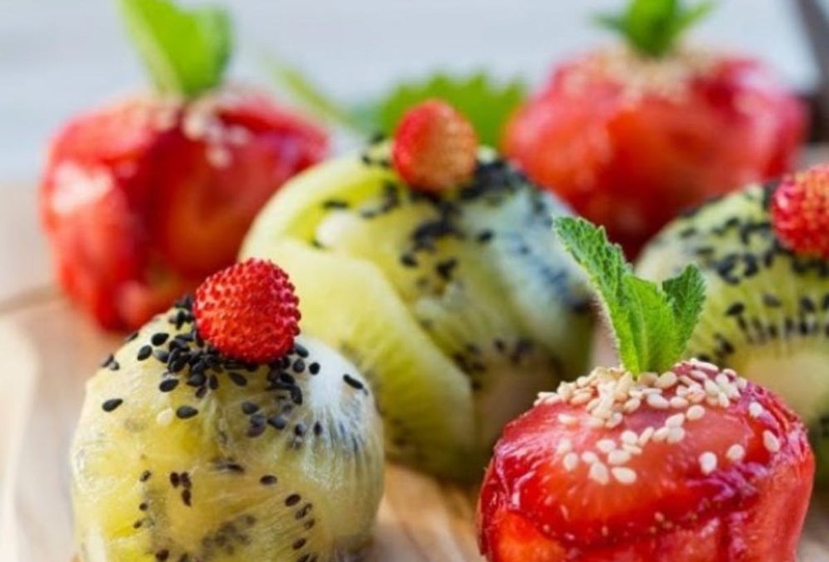 7 Colorful Frushi (Fruit + Sushi) Recipes to Serve This Summer - Brit + Co