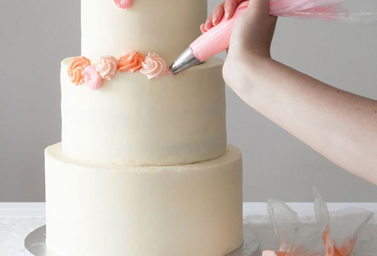 4 Easy Ways to DIY a Wedding Cake - Brit + Co