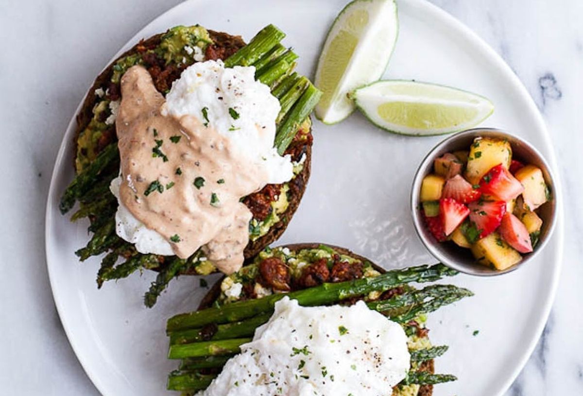 18 Creative Eggs Benedict Recipes to Up Your Brunch Game - Brit + Co