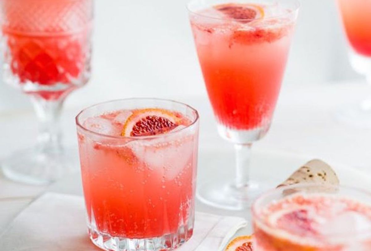 15 Fresh Signature Cocktails for Your Warm-Weather Wedding - Brit + Co