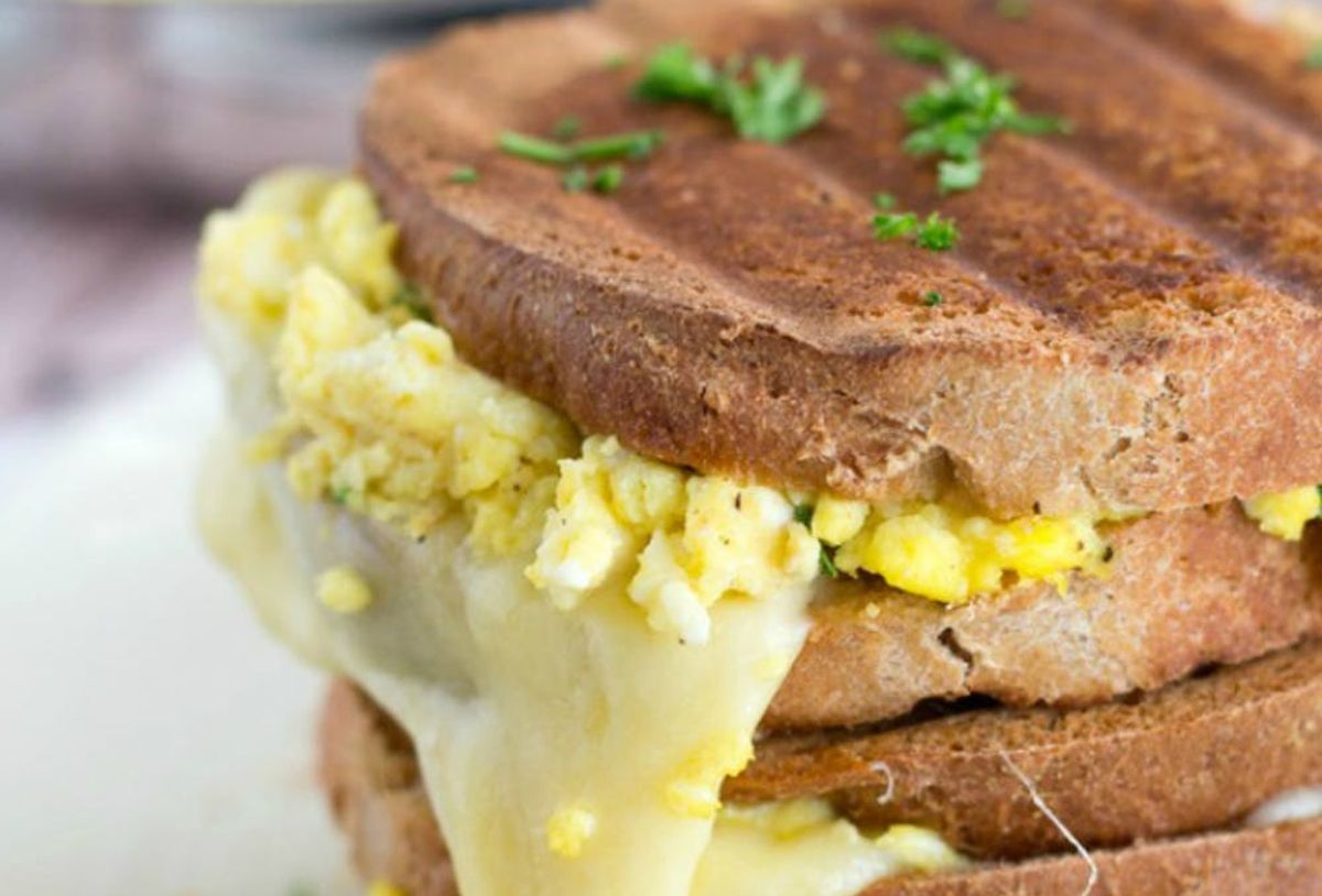 14 Simple + Easy Recipes to Upgrade Your Spring Breakfast Routine ...