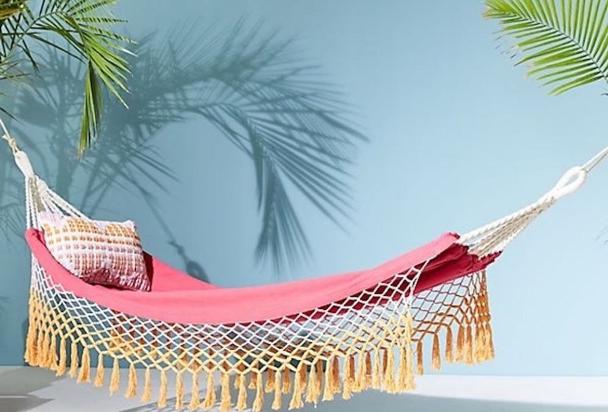 15 Indoor Swings That Bring Out Your Inner Kid - Brit + Co