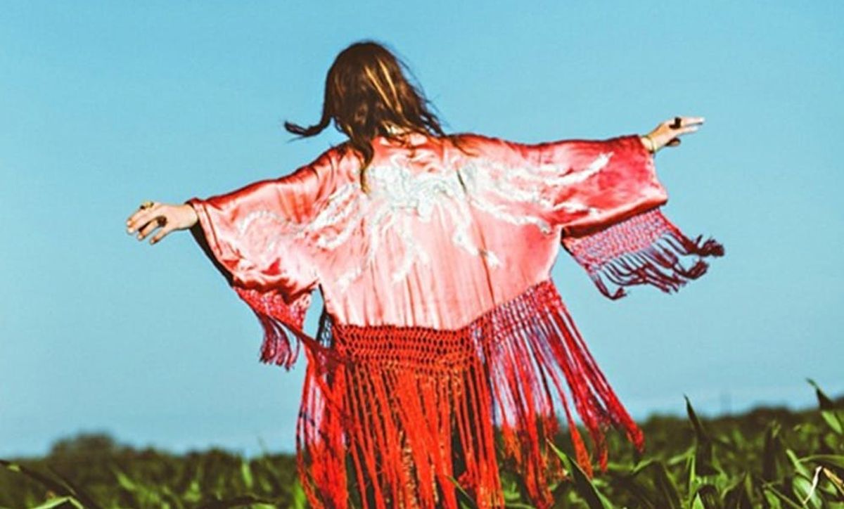 19 Vintage Fashion Feeds to Follow on Instagram - Brit + Co