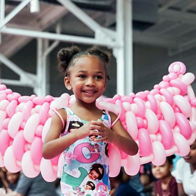 This Mom of 6 Couldn’t Find Characters Who Looked Like Her Daughters ...