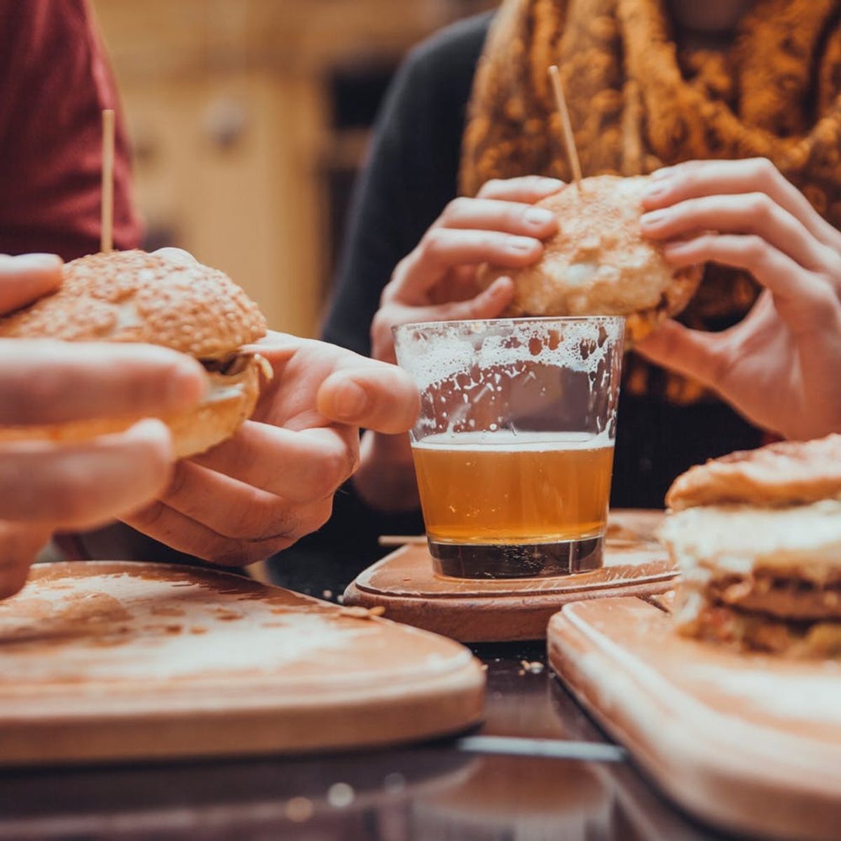 The 5 Worst First Date Foods (and What to Eat Instead) - Brit + Co