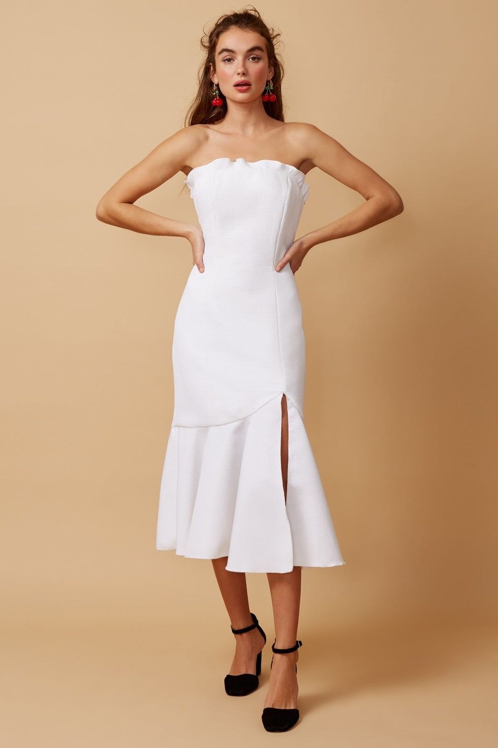 16 Stunning White Dresses for Memorable Receptions - Brit + Co