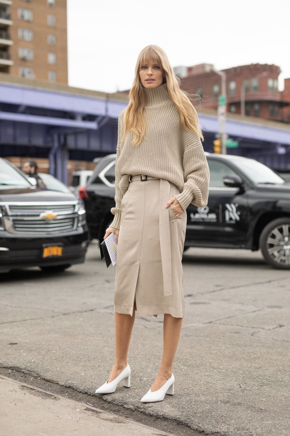 17 Looks That Prove Neutrals Are Better Than Pastels for Spring - Brit + Co