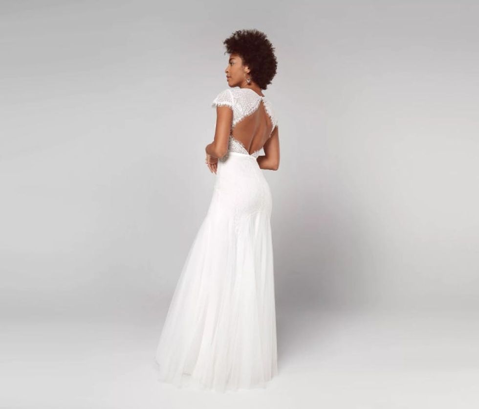 14 Under-$1000 Wedding Dresses for Flat-Chested Brides - Brit + Co