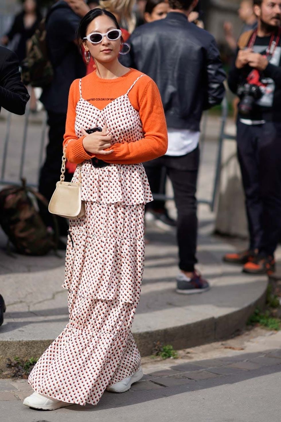 8 Going-Out Looks That Are Better With Sneakers - Brit + Co