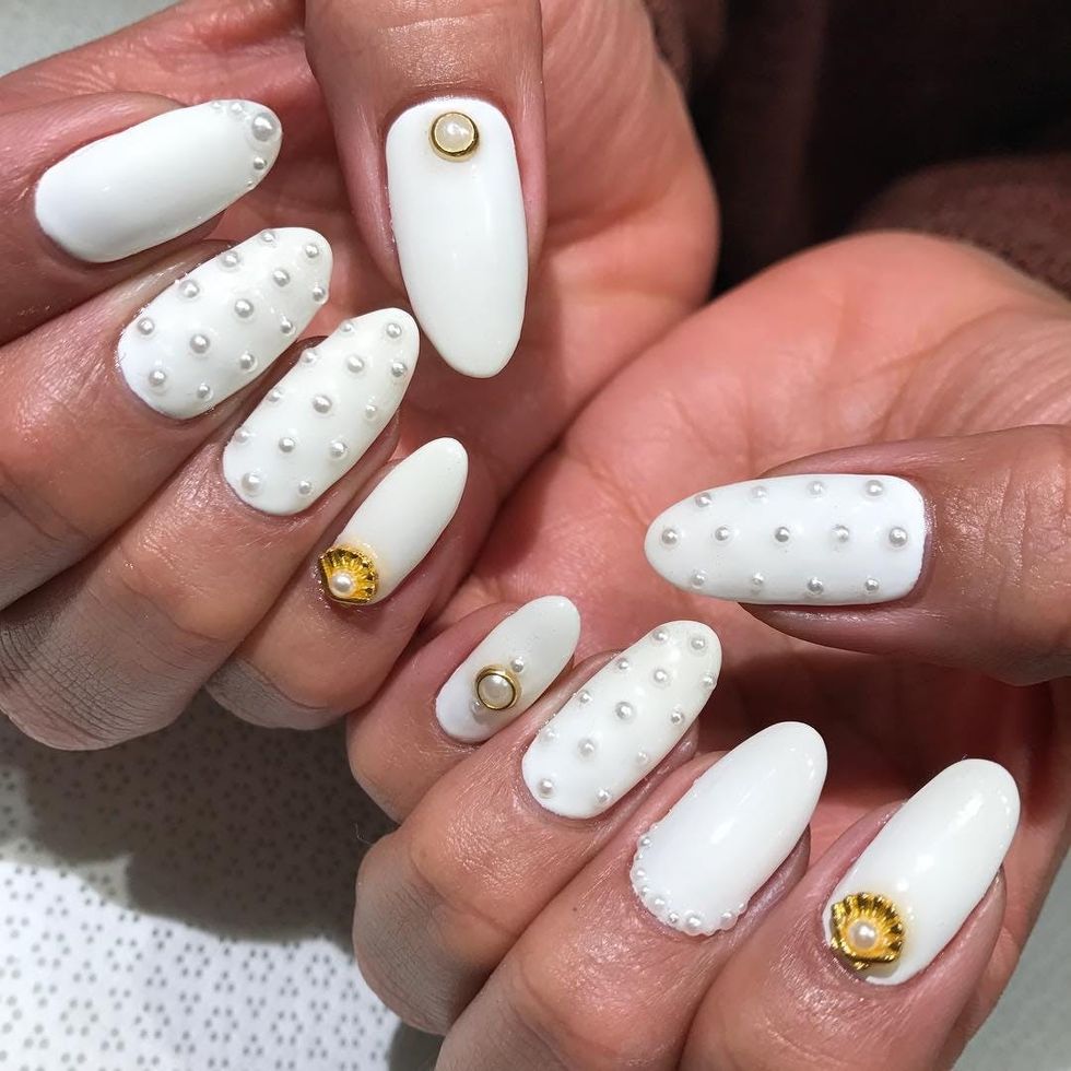 15 Stunning Winter White Nail Designs - Brit + Co