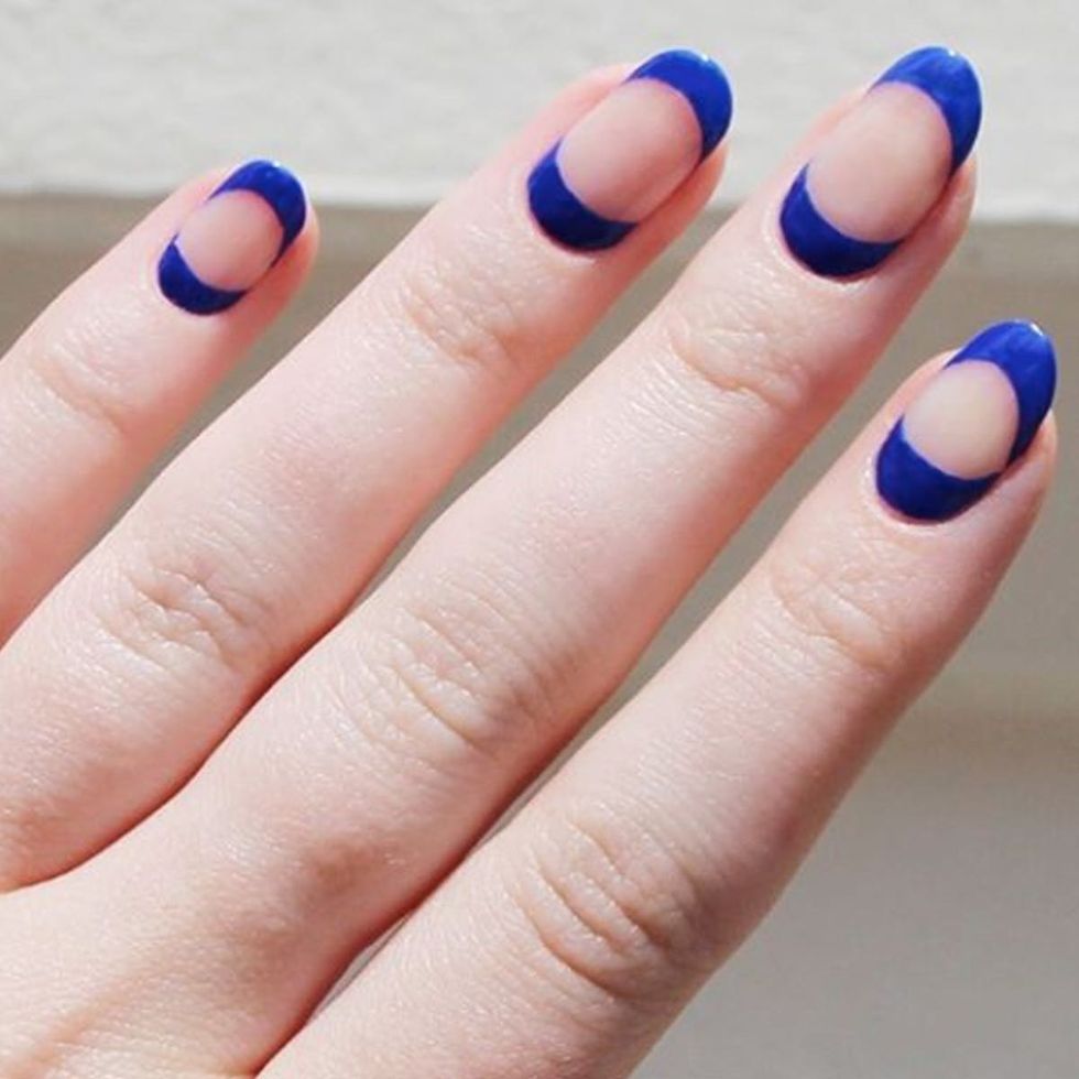 Discover Outline Nails: Minimalist Manicure Magic! - Brit + Co