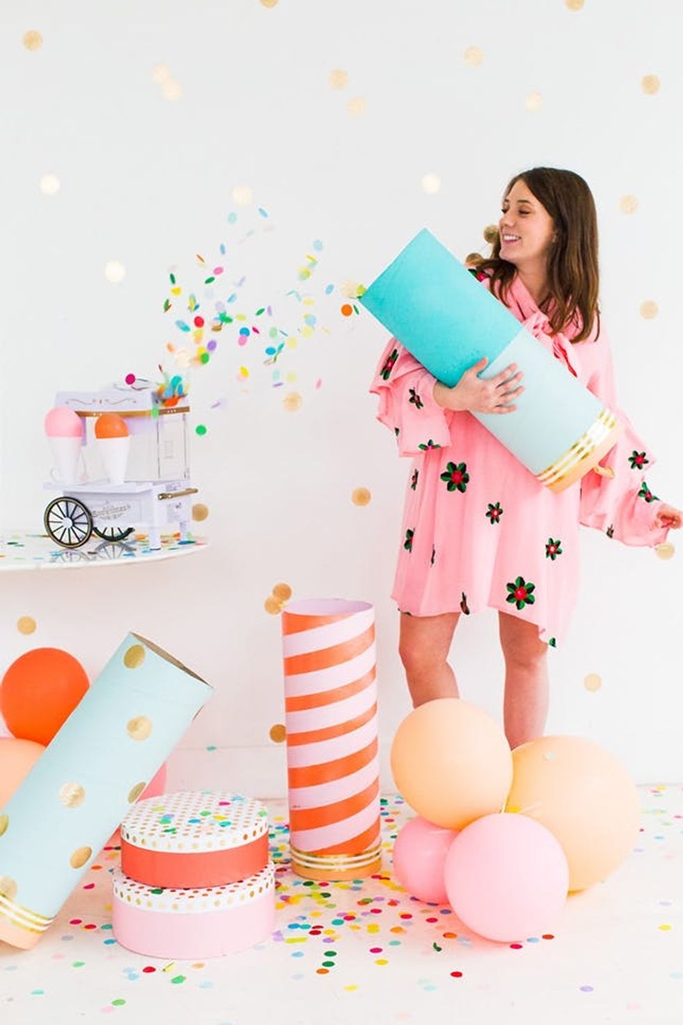 11 Ideas for Making Your New Year’s Eve Photo Booth *Shine* - Brit + Co