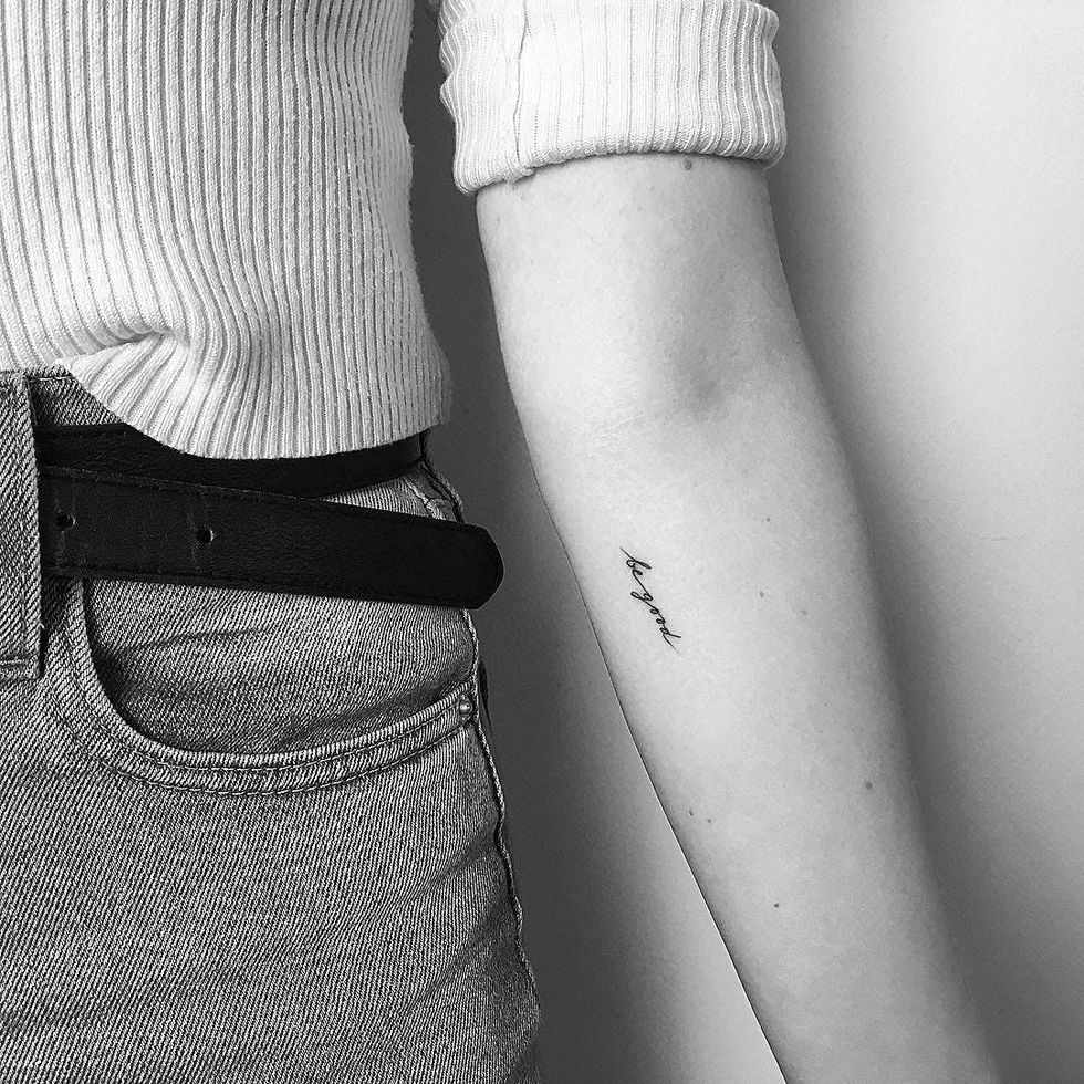 These Quote Tattoos May Be Small, But They’re Mighty With Meaning ...