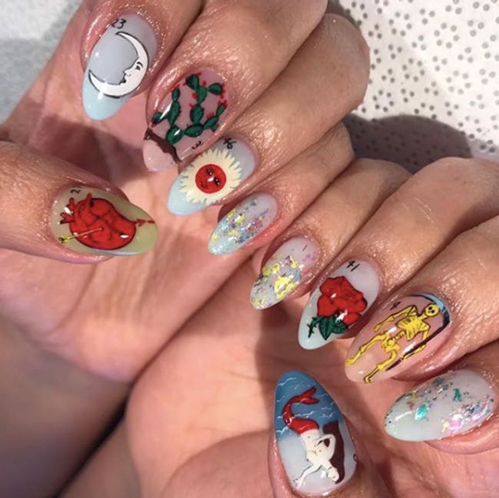 12 Tarot Card Nail Art Ideas to Round Out Your Halloween Look - Brit + Co