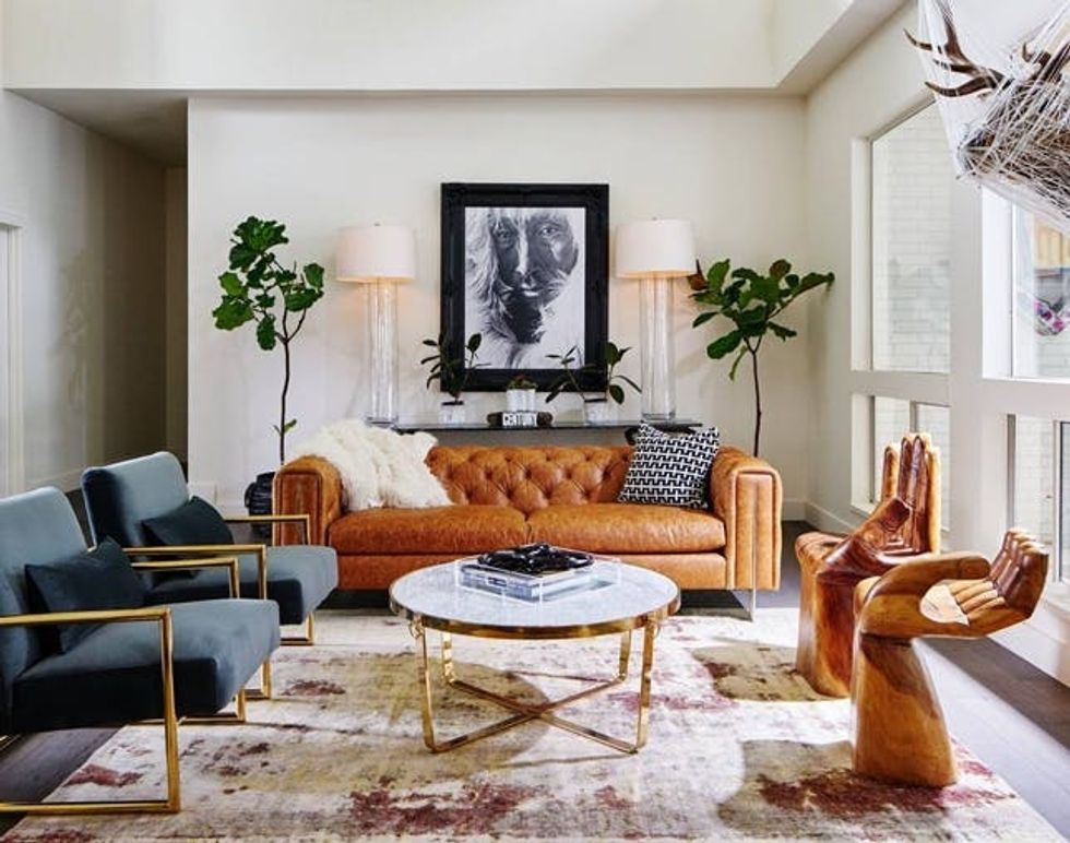 9 Ways to Rock the Leather Sofa Trend That’s Taking Over Instagram ...