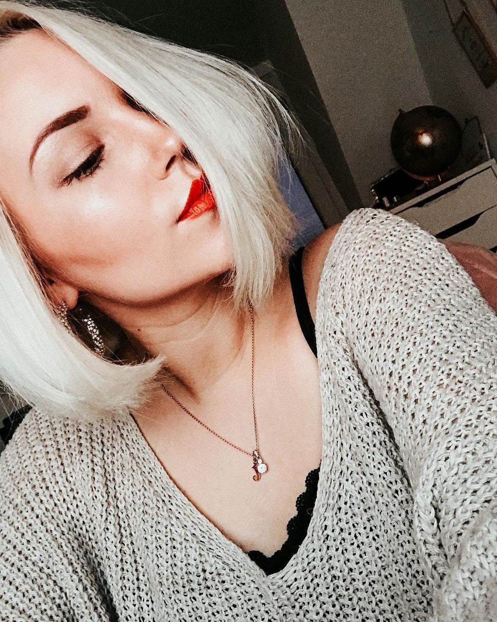 Marshmallow Hair Will Be Your New Favorite Winter Hair Color - Brit + Co