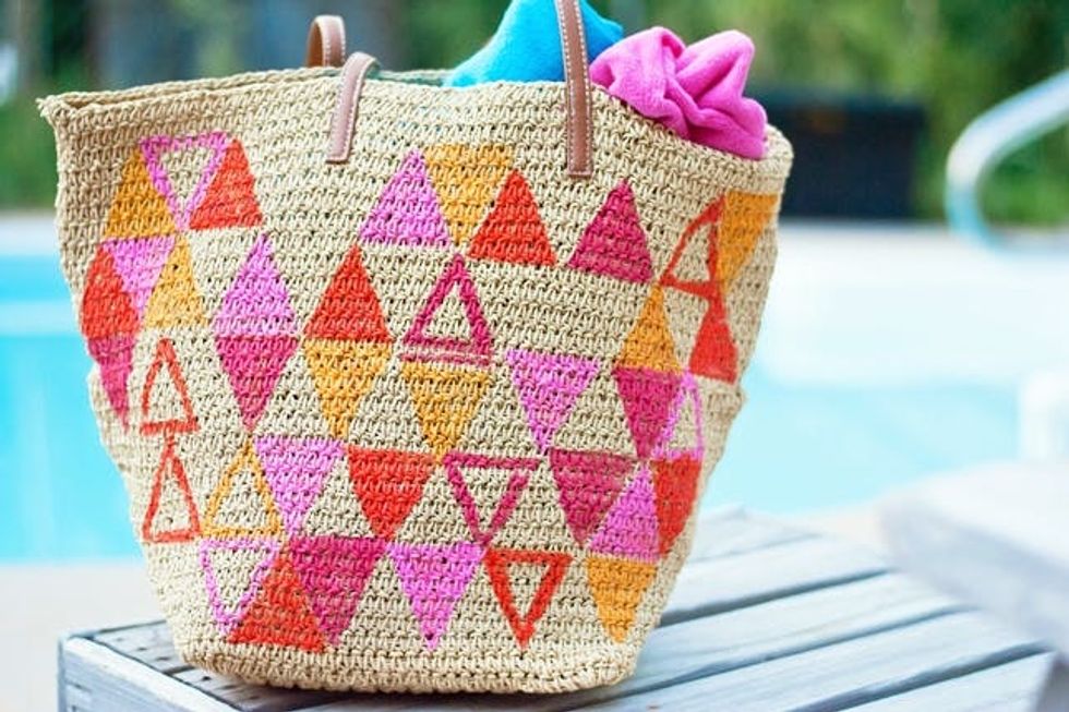 We Totes Rounded Up 40 Awesome DIY Totes! - Brit + Co
