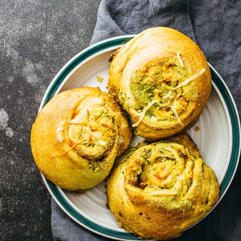 16 Easy Crescent Roll Appetizer Recipes That Look Ultra Elegant - Brit + Co