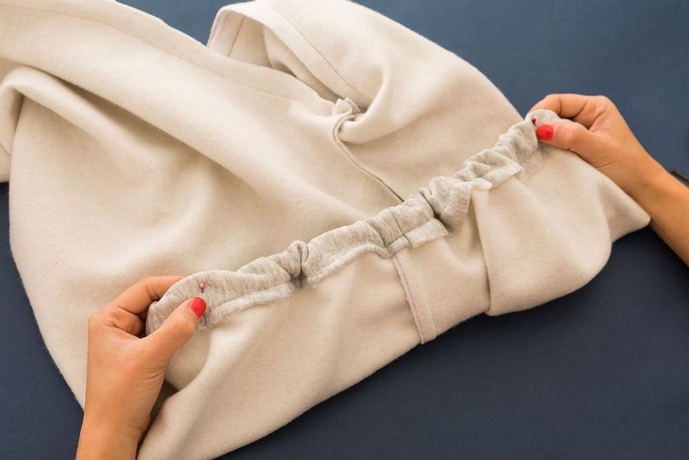 This Is How You Make Sweatpants Acceptable for Thanksgiving - Brit + Co