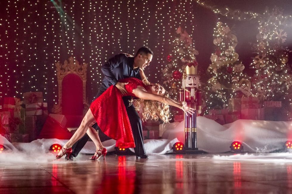 When to Watch Hallmark’s New 2017 Holiday Movies - Brit + Co