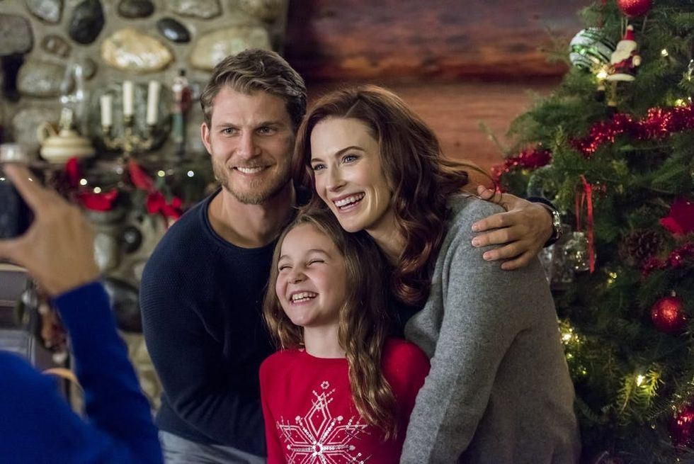 When to Watch Hallmark’s New 2017 Holiday Movies - Brit + Co