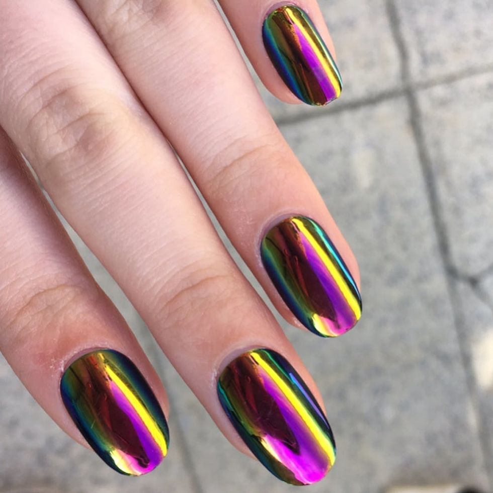 25 of the Best Chrome Nails on Instagram - Brit + Co