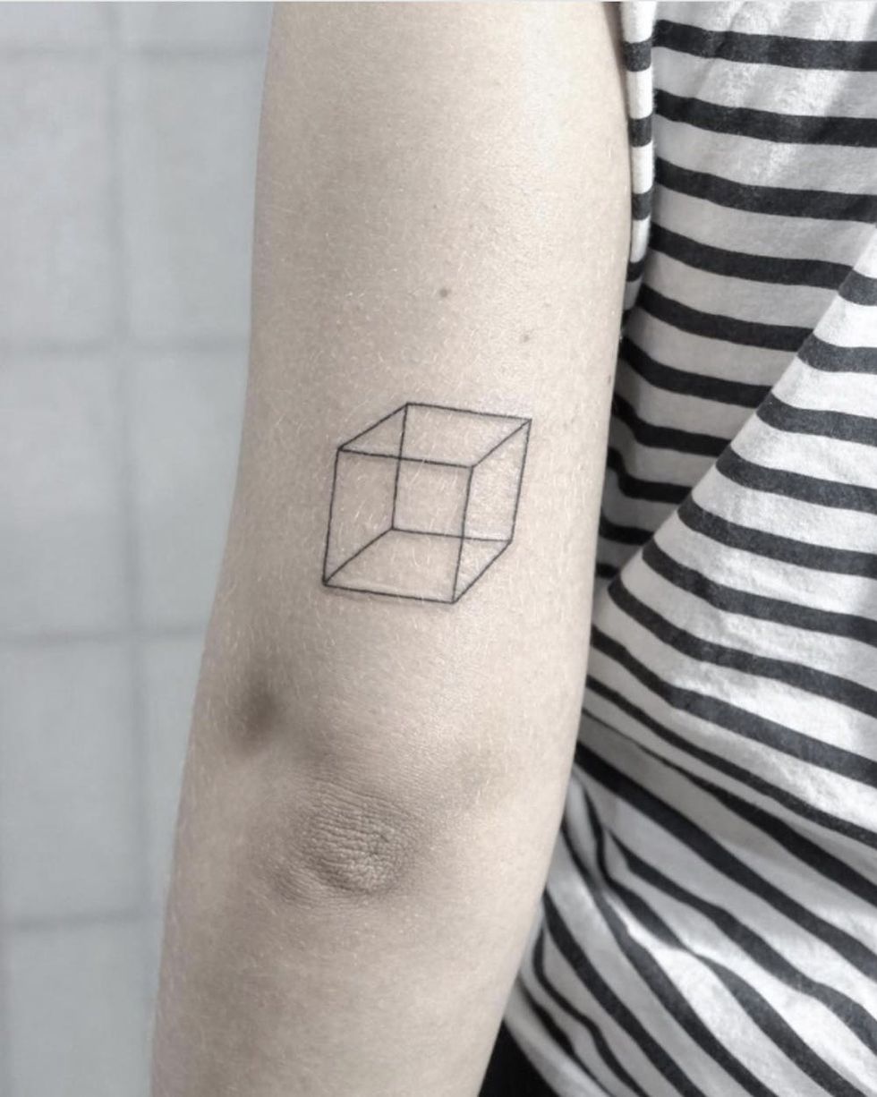 40 Small Tattoo Ideas to Copy Now - Brit + Co