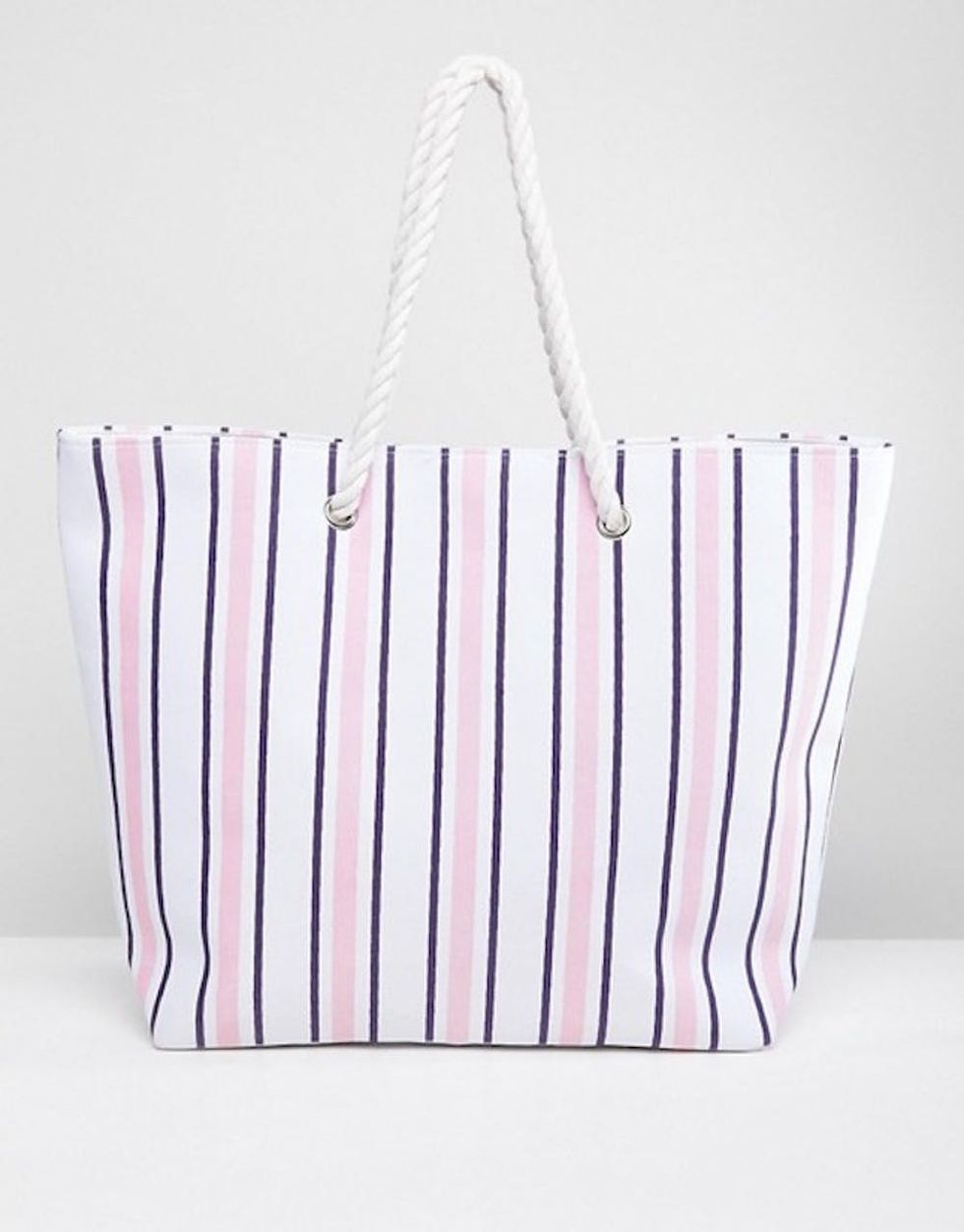 11 Pool and Beach Bags for Summer Weekends - Brit + Co