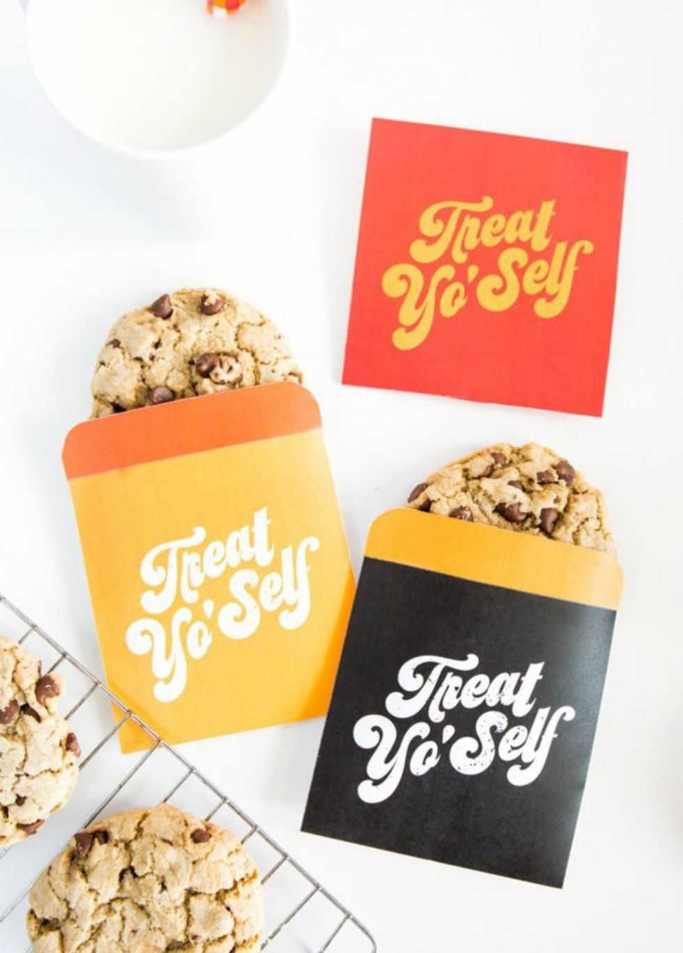 15 Easy DIY Favor Ideas for Your Housewarming Party - Brit + Co