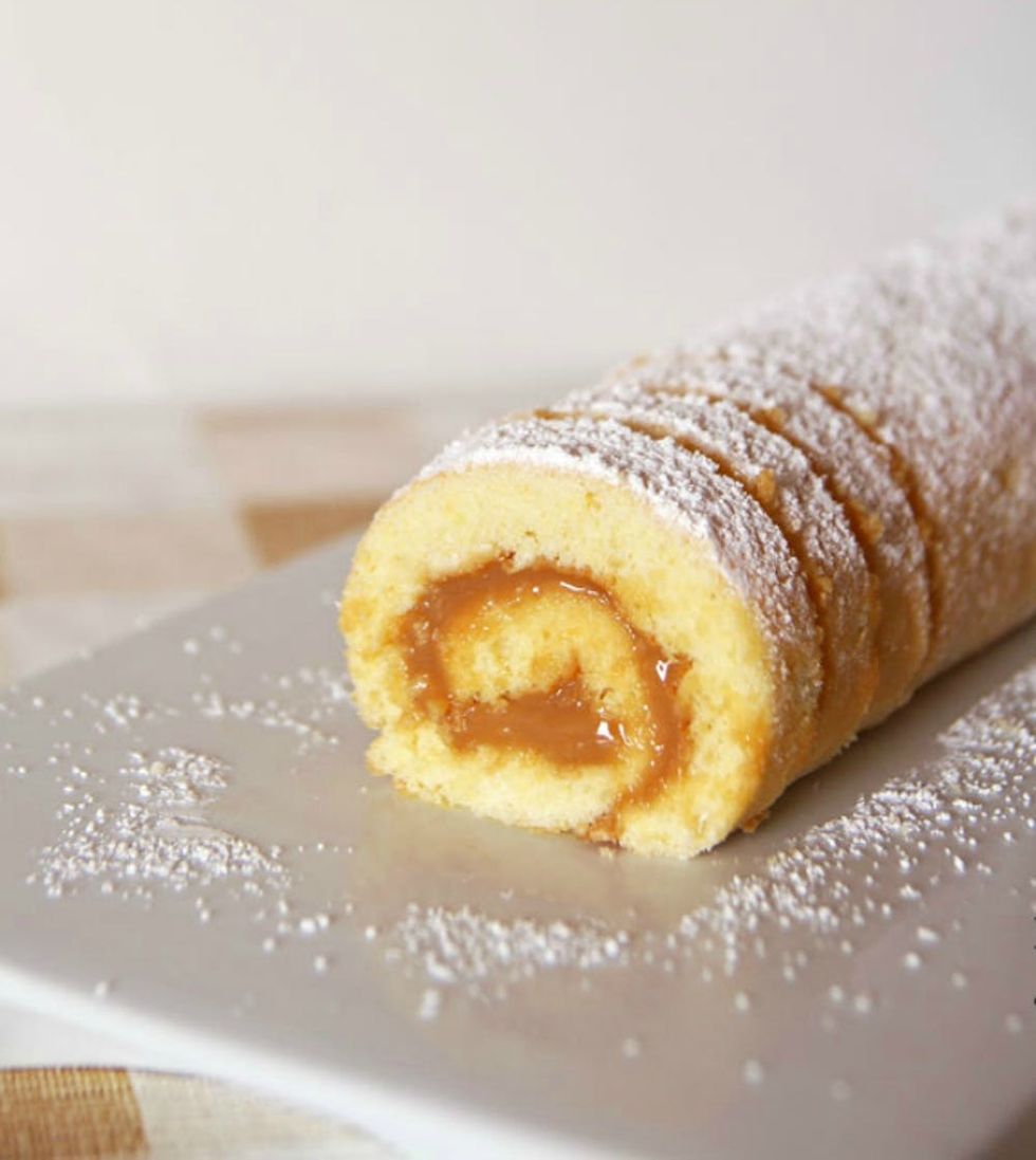 15 Cake Roll Recipes That Are Hiding a *Sweet* Surprise - Brit + Co