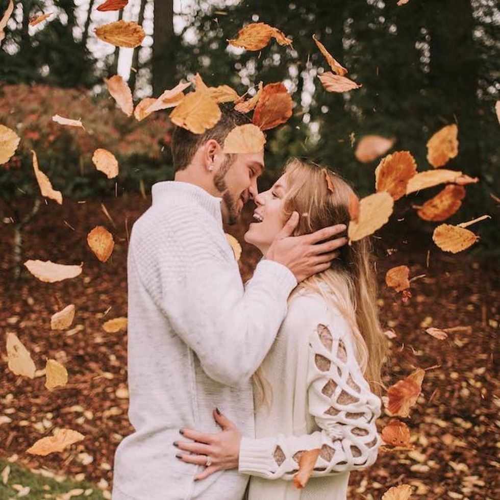 23 of the Best Fall-Inspired Ways to Announce Your Engagement - Brit + Co