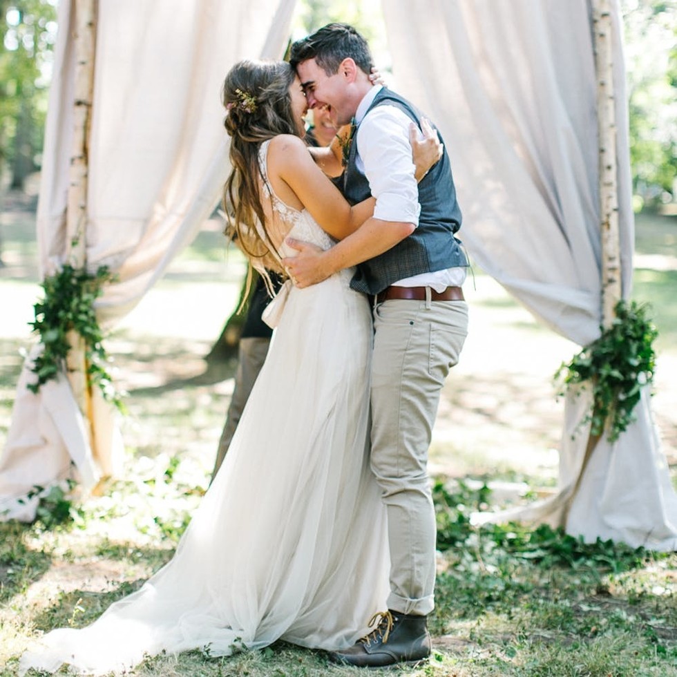 29 Earthy Chic Wedding Ideas You’ll Obsess Over - Brit + Co