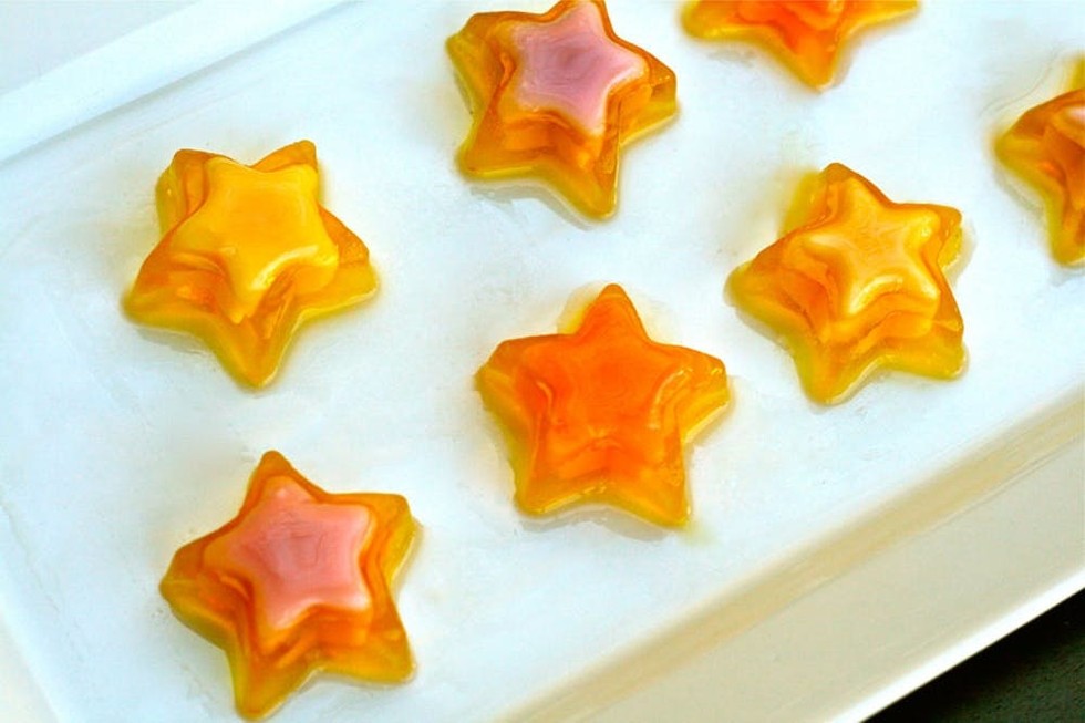 Star-Studded Jello Shots - Brit + Co