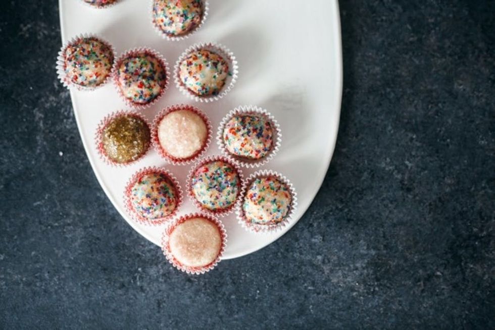 10 Sparkly Foods for Your Oscars Viewing Party - Brit + Co