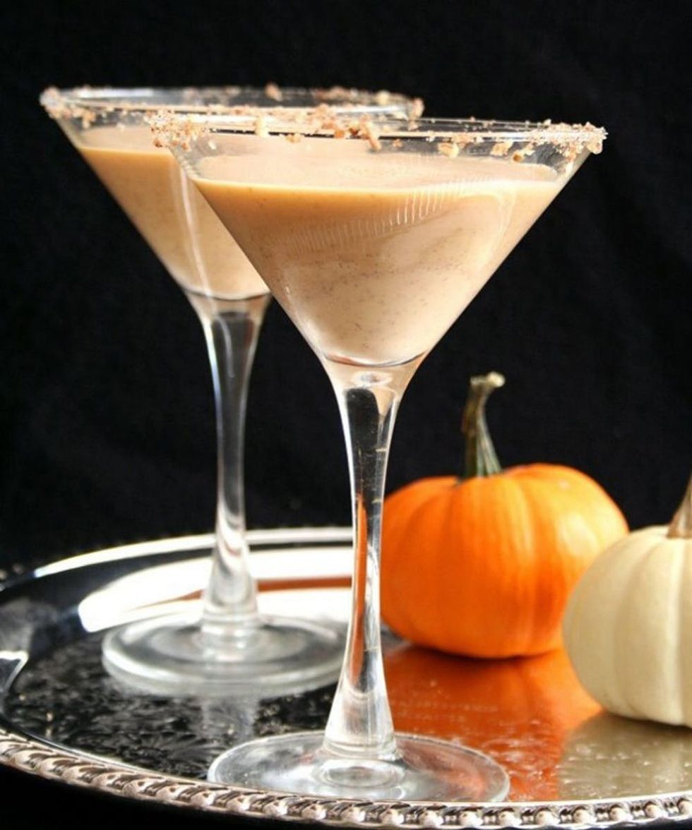 15 Thanksgiving Cocktail Recipes to Liven Up Your Holiday - Brit + Co