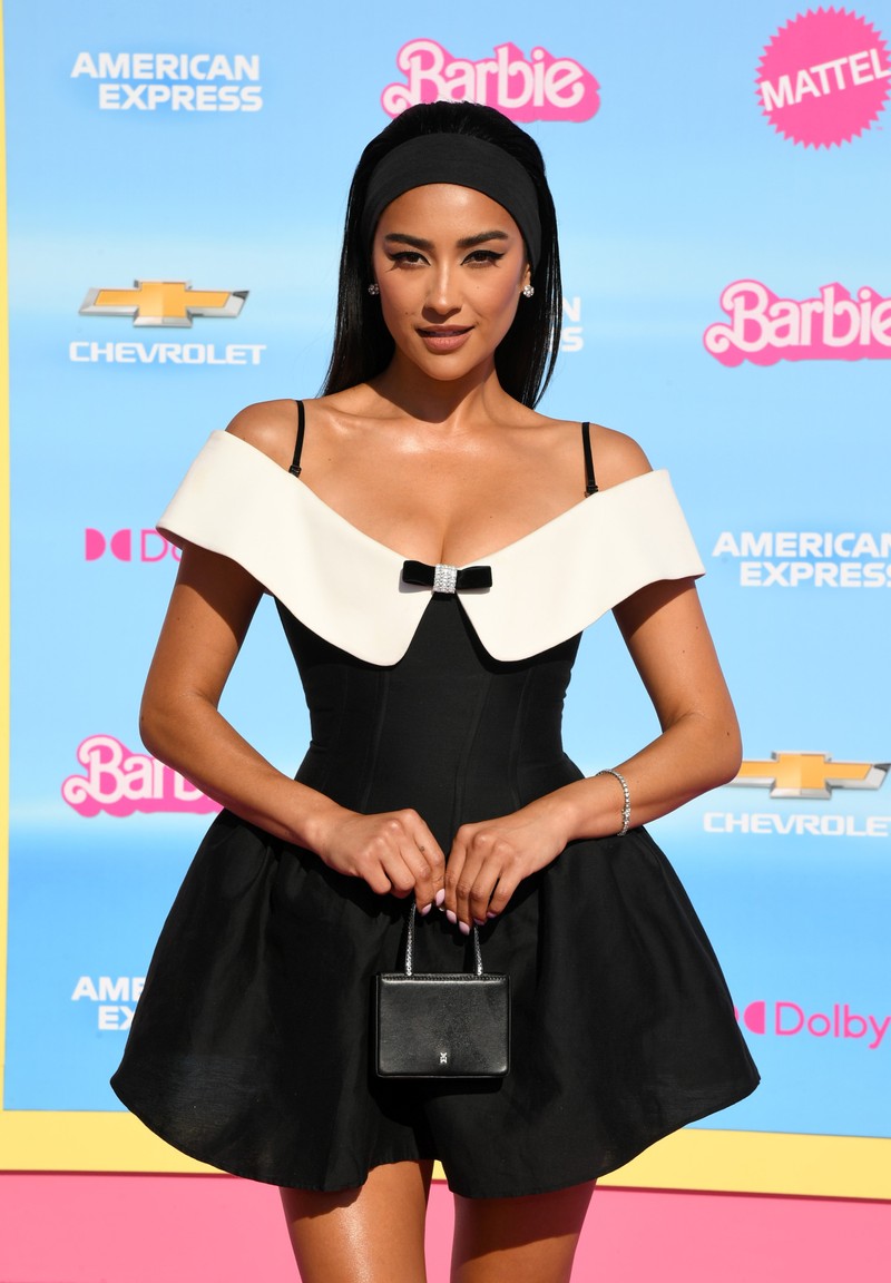 Shay mitchell zodiac sign 60 photos - Youhoroscope.com