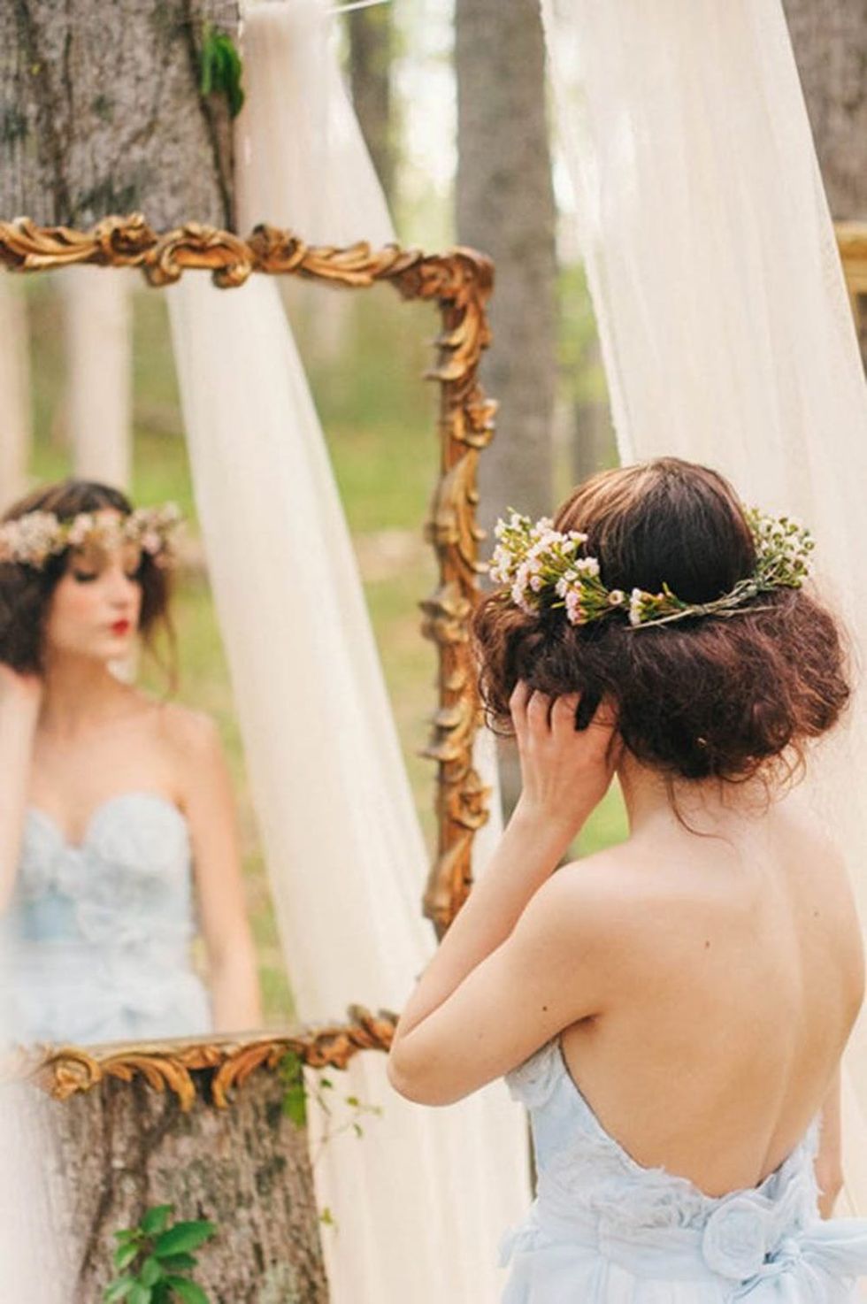 Wedding Trend Alert: 17 Ways to Use Mirror Decor on Your Big Day - Brit ...