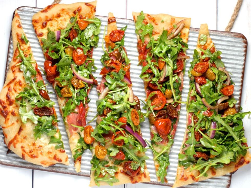 32 Flatbread Recipes That Are *Almost* Better Than Pizza - Brit + Co